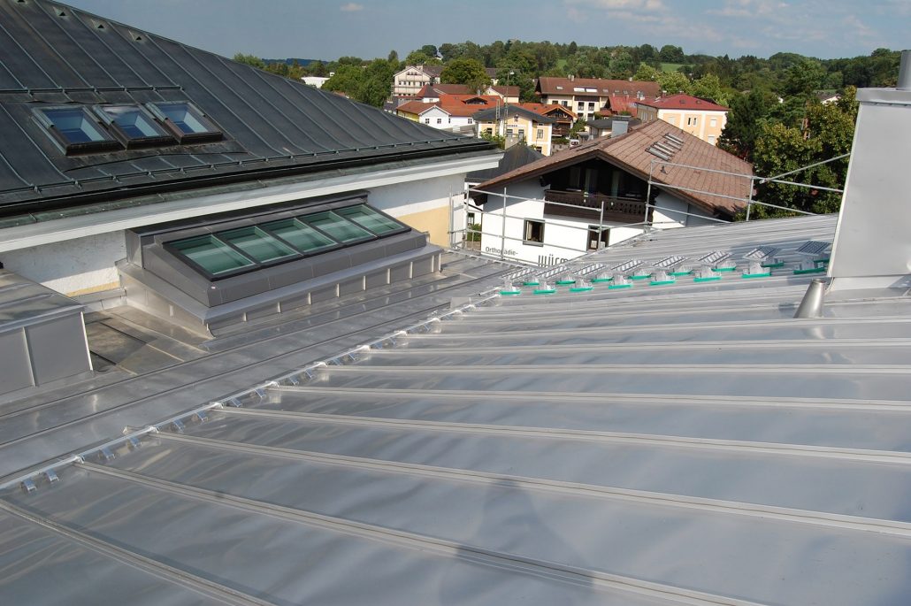 Standing Seam Roof Welding System - Lintel Structure